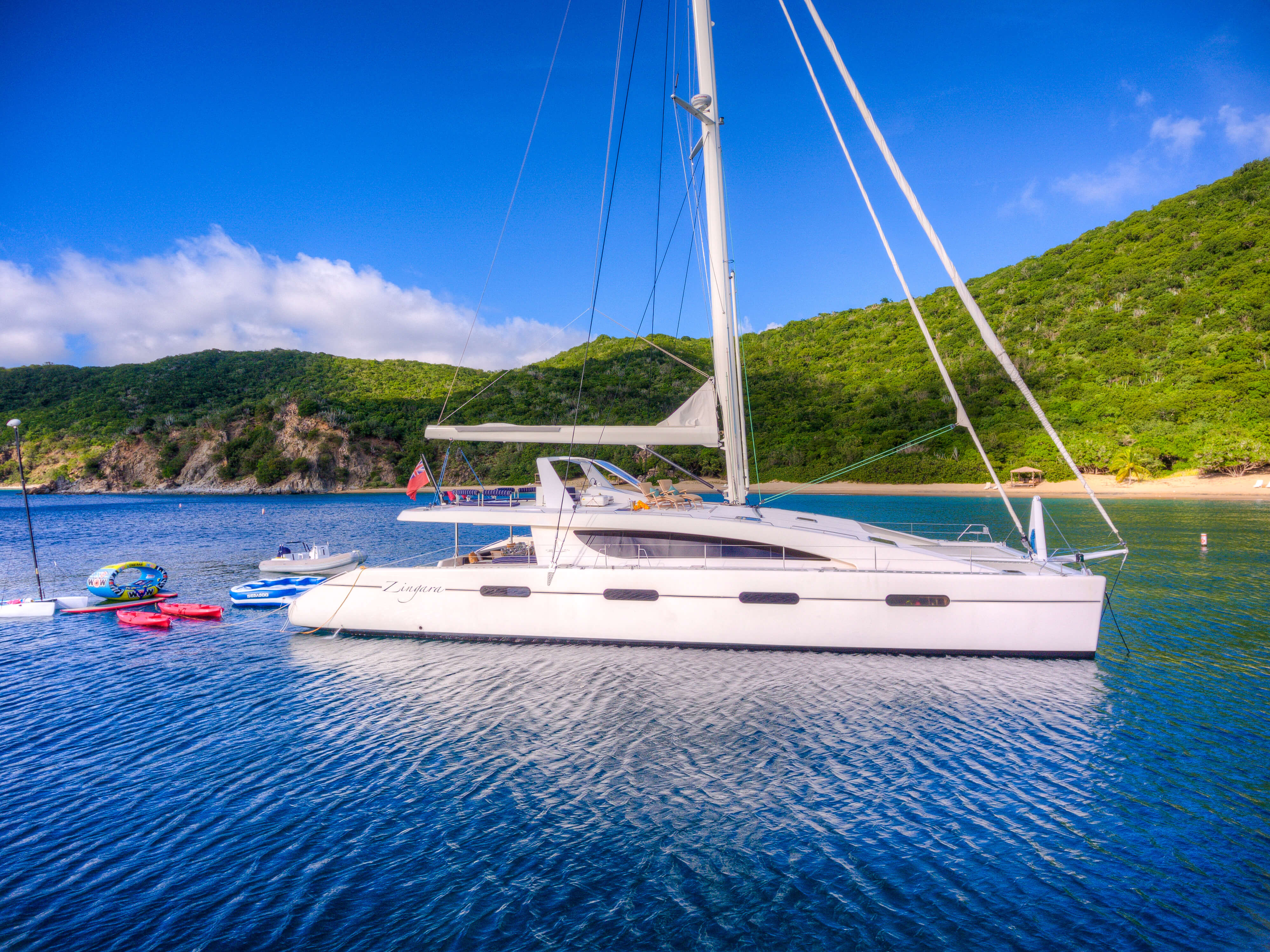 Matrix Catamaran YACHT 76' - ZINGARA catamaran rental | Windward Yachts