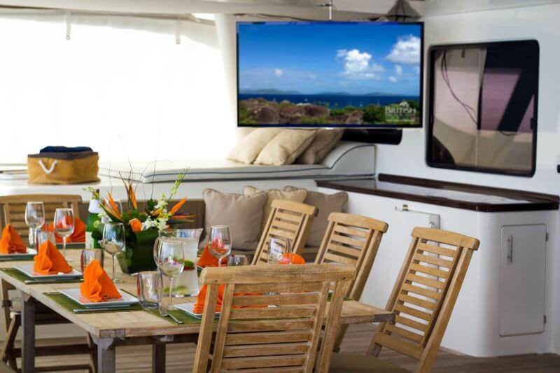KINGS RANSOM| Matrix catamaran à louer dans les Caraibes| Windward Yachts