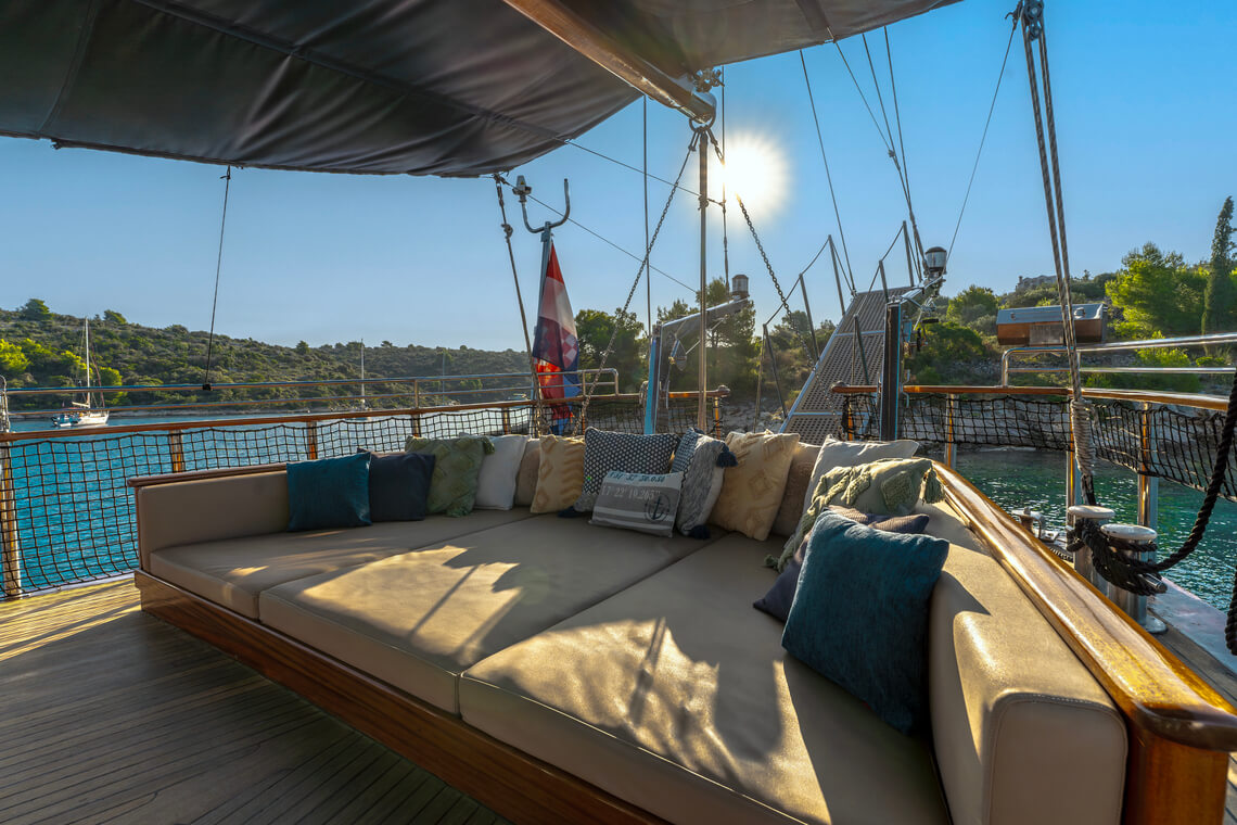 SMART SPIRIT I Schooner yacht charter in Croatia| Windward Yachts