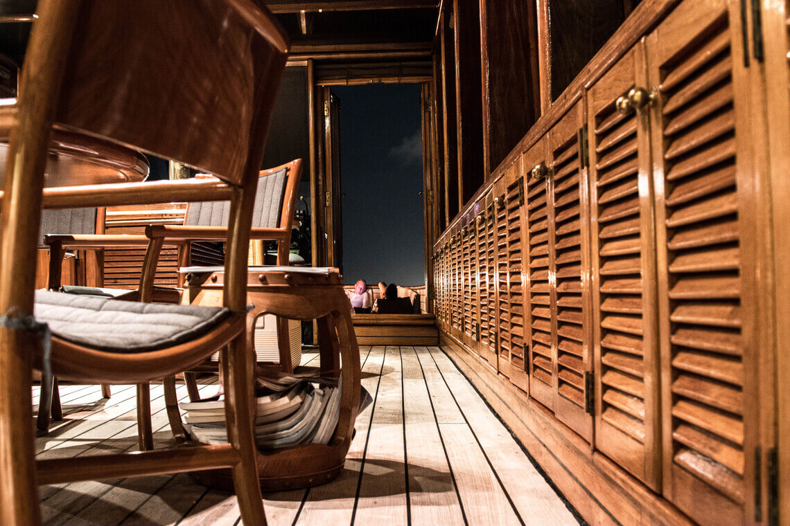 YACHT Thai-crafted wooden hull - MAHA BHETRA superyacht charter ...